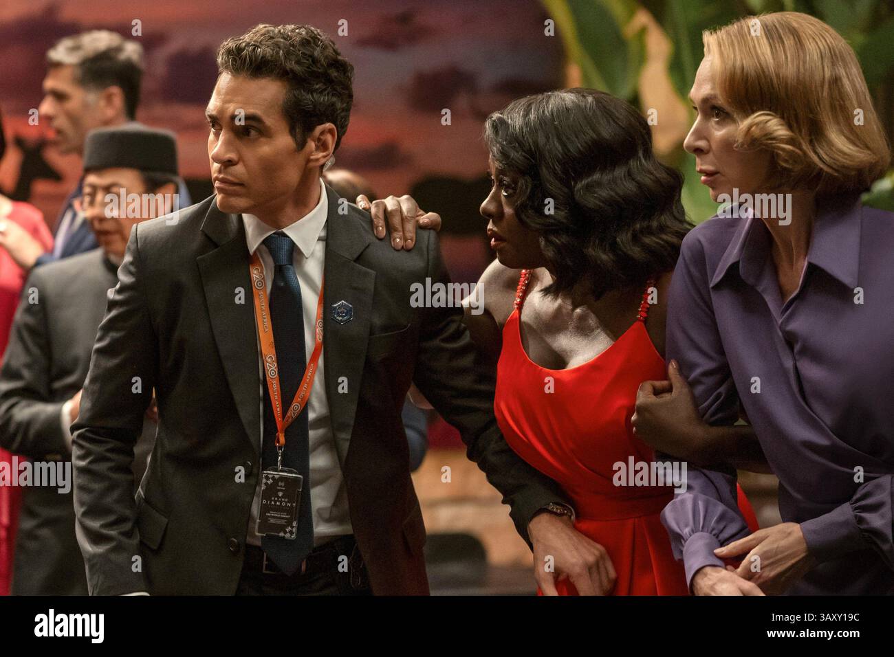 G20, from left: Ramon Rodri guez, Viola Davis, Elizabeth Marvel, 2025 ...