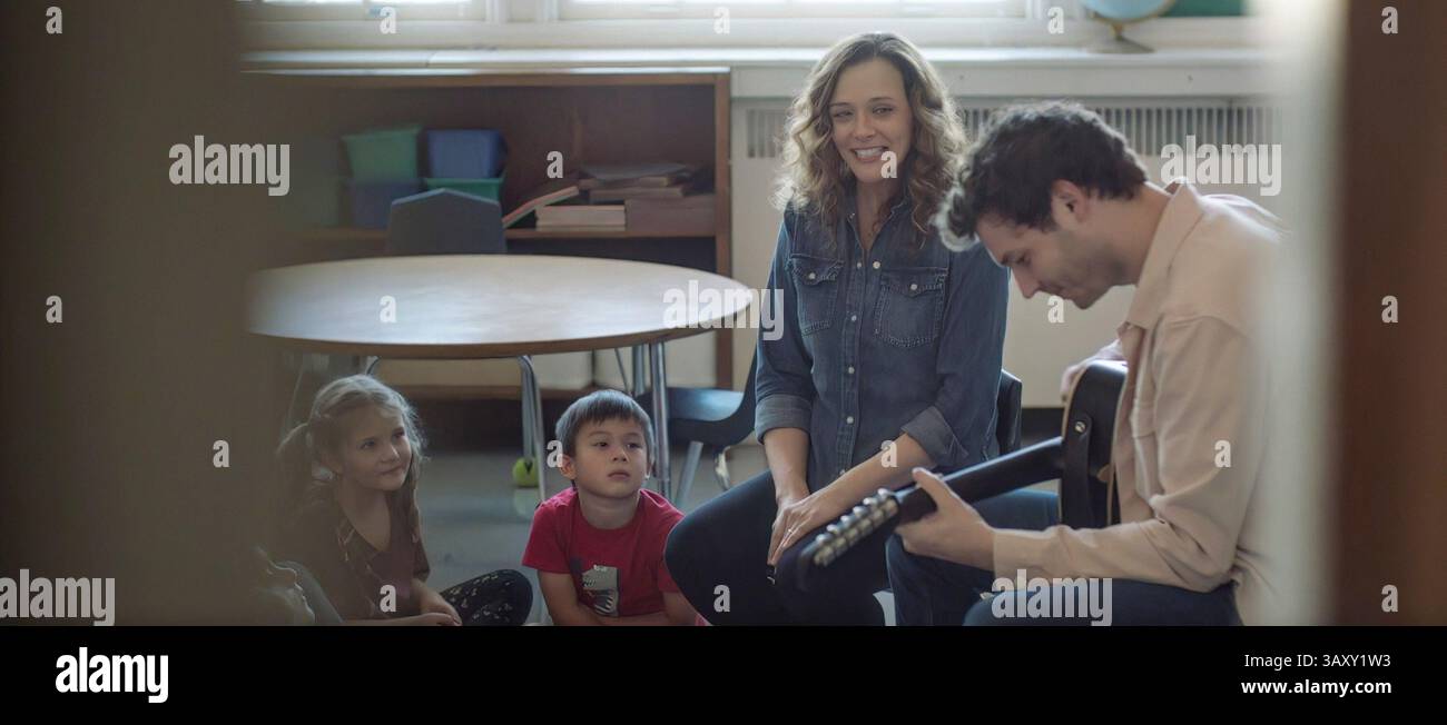 NORA, from left: Anna Campbell, Nick Fink, 2025. © Blonde Dog ...