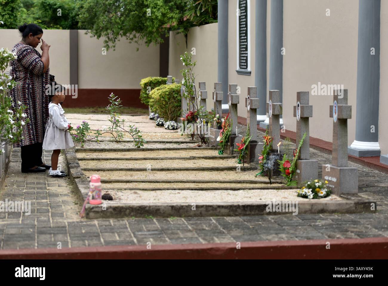 April 21, 2025, Negombo, Western, Sri Lanka: Family members mourning ...