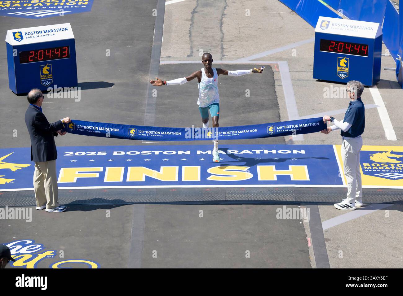 Boston marathon 2025 john korir hi-res stock photography and images - Alamy