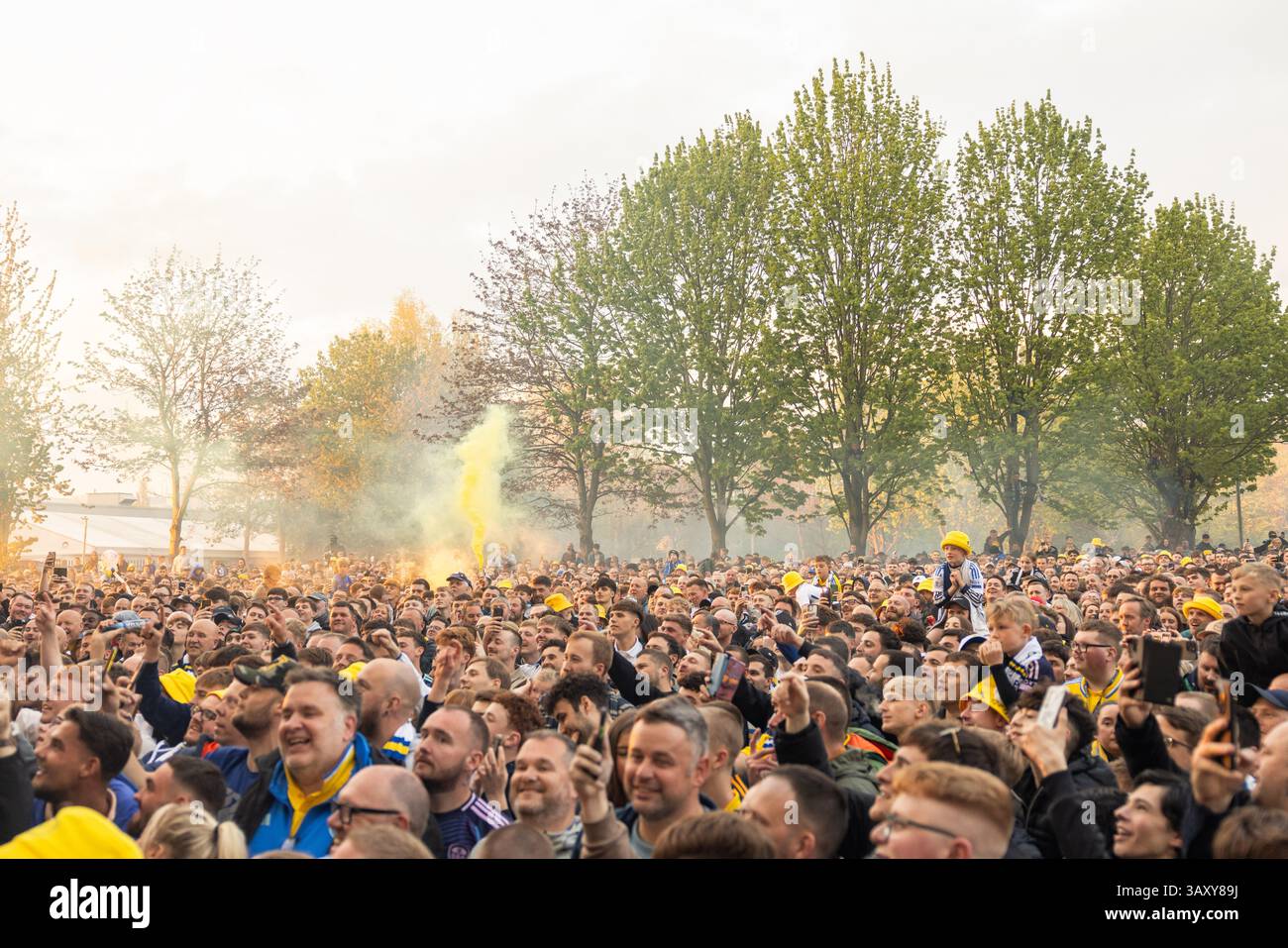 Leeds, UK. 21 APR, 2025. Fans gather as Leeds United fans held jubilant ...