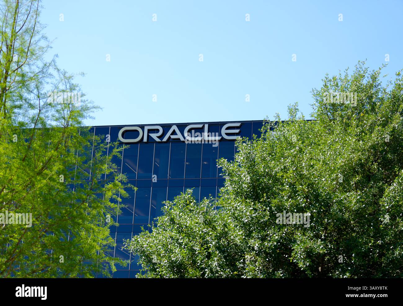 Austin, Texas, USA. 21st Apr, 2025. Oracle's 40-acre, 560,000 square ...