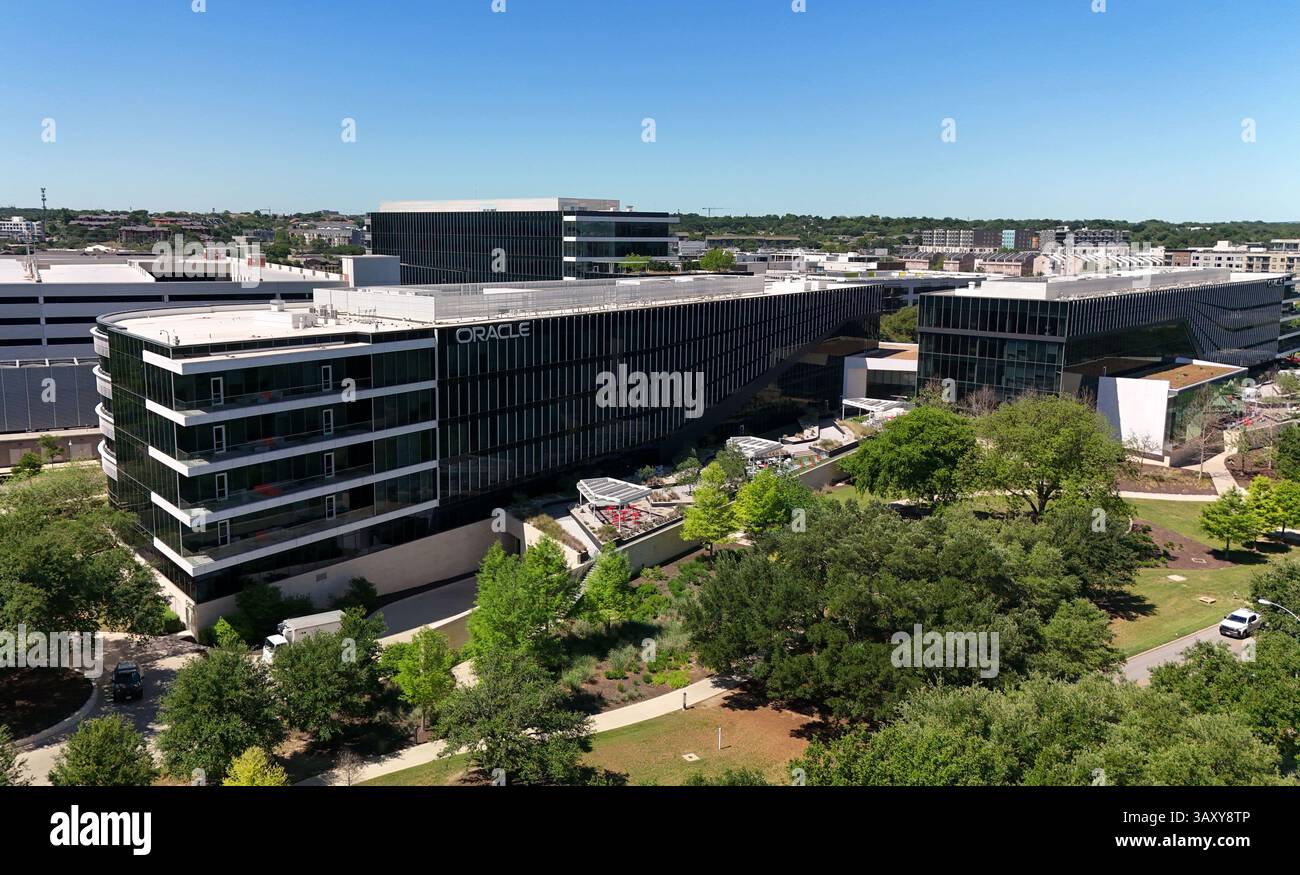 Austin, Texas, USA. 21st Apr, 2025. Oracle's 40-acre, 560,000 square ...
