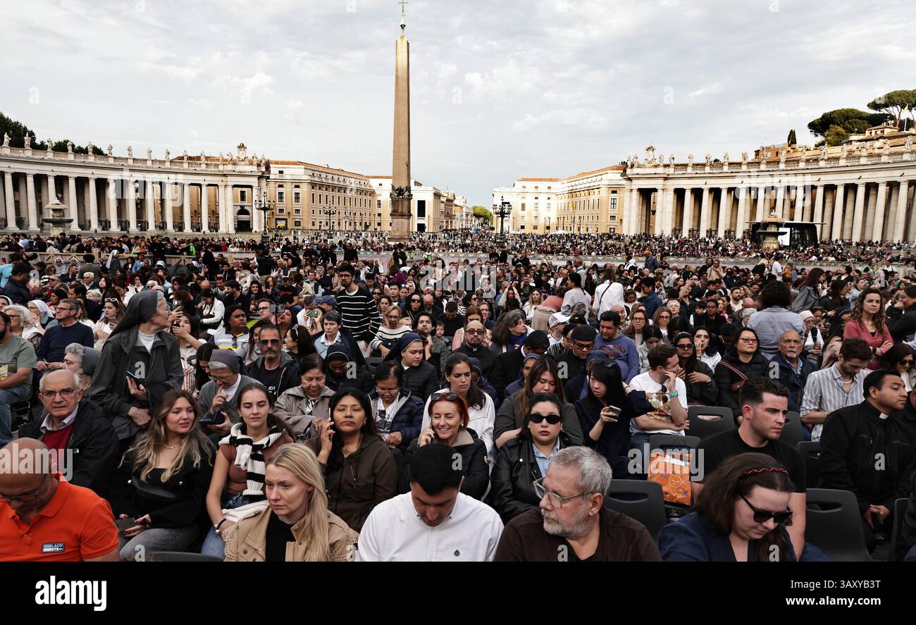 Vatican City, Holy See. 21st Apr, 2025. The recitation Holy Rosary in ...