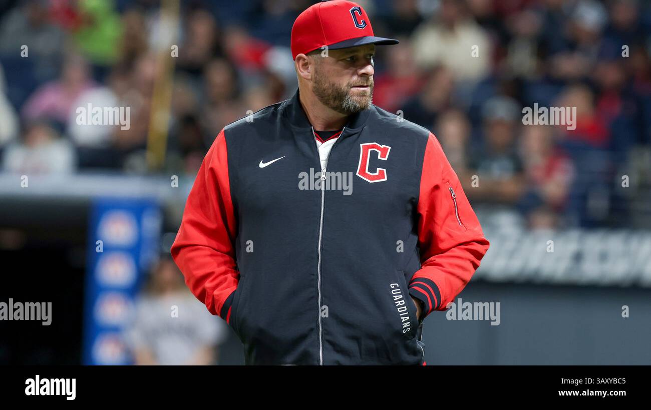 CLEVELAND, OH - APRIL 21: Cleveland Guardians manager Stephen Vogt (12 ...