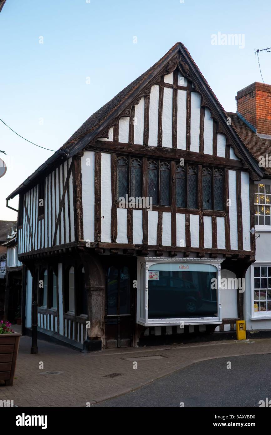 Timber framing tudor architecture hi-res stock photography and images ...