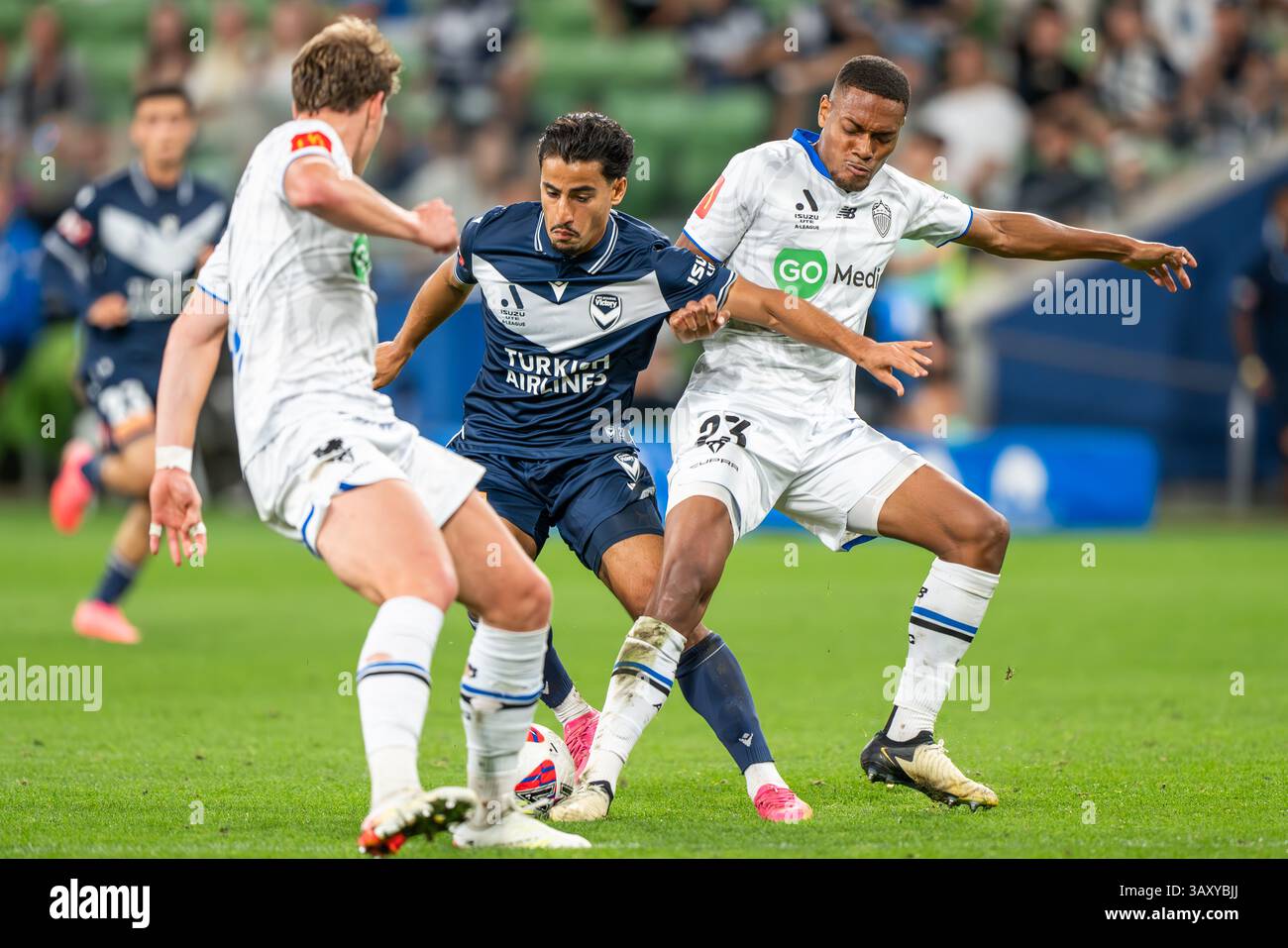 Melbourne, Australia. 19th Apr, 2025. Melbourne Victory's Daniel Arzani ...