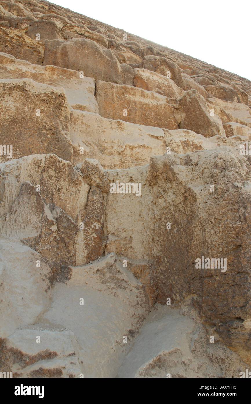 Limestone blocks of Pyramids Khufu, Giza, Egypt Stock Photo - Alamy