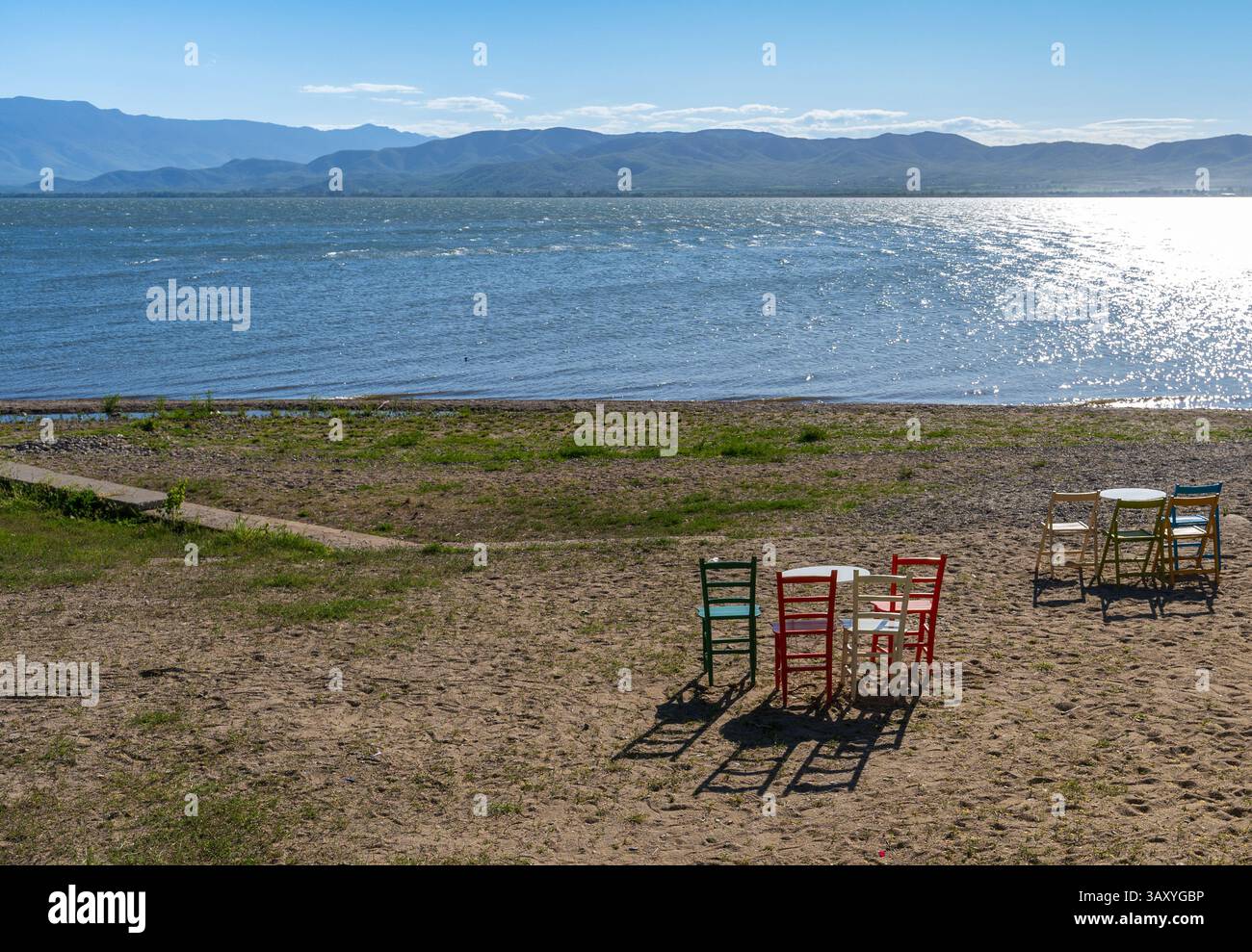 Morning light lake colors hi-res stock photography and images - Alamy