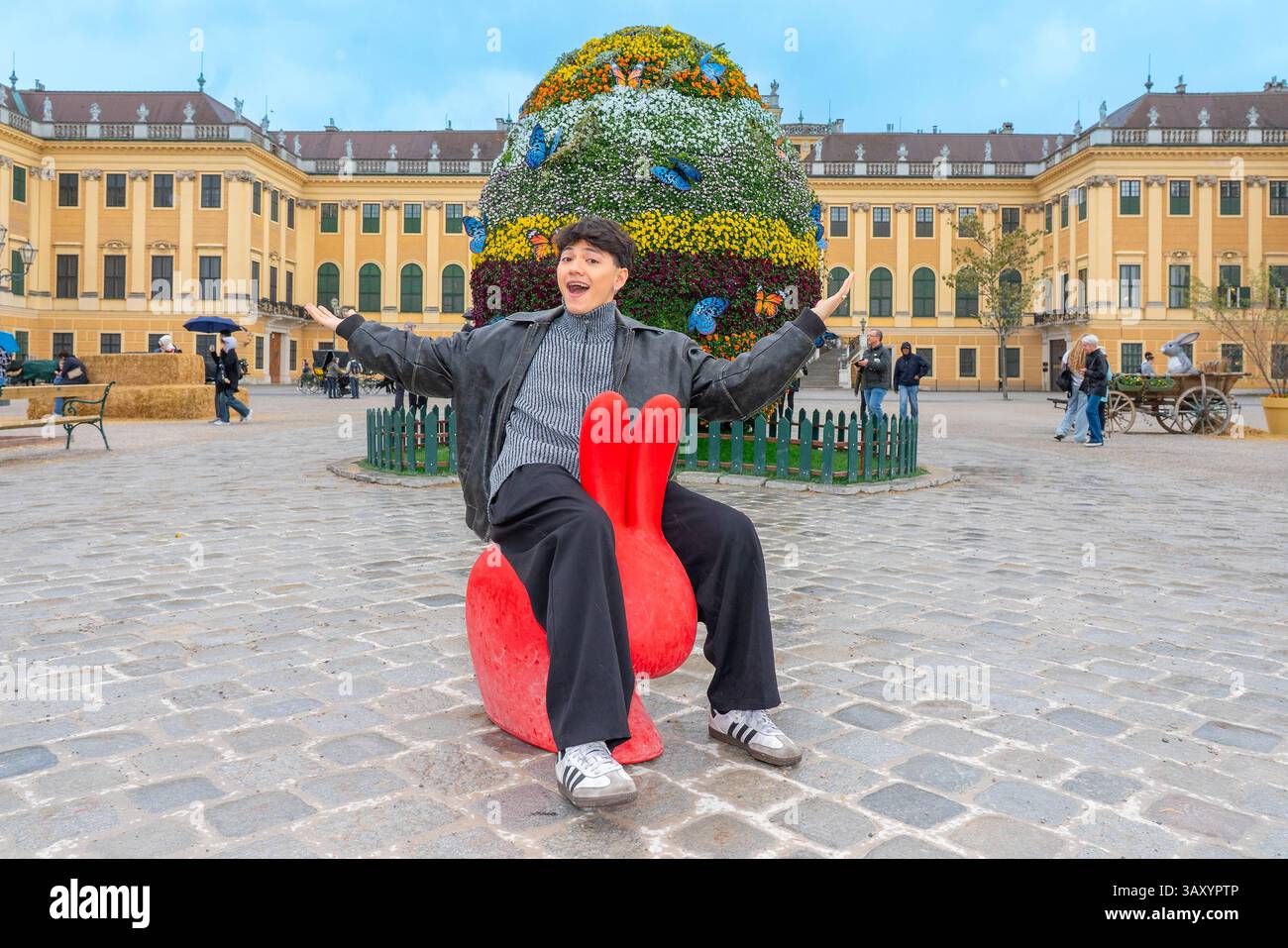 Photo opportunity with JJ Johannes Pietsch, Song Contest entrant for ...