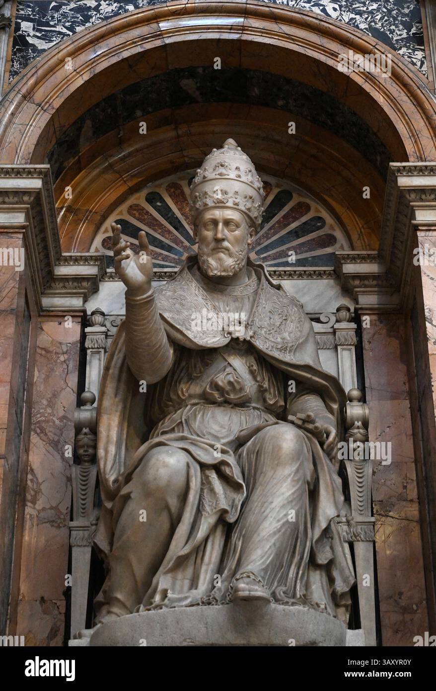 Statue of Pope Clement VIII on his tomb in the chapel Paolina of the ...