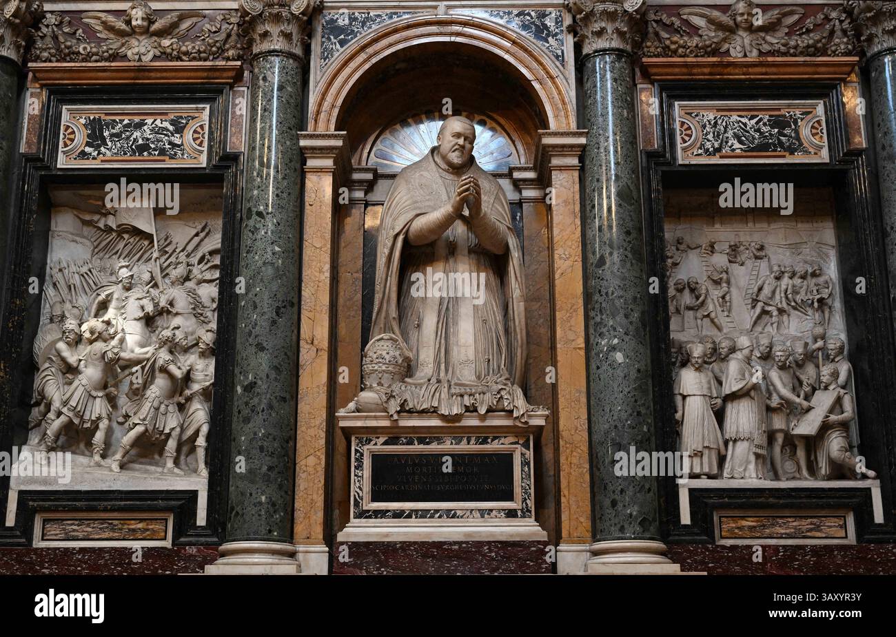 Statue of Pope Paul V on his tomb in the chapel Paolina of the Basilica ...