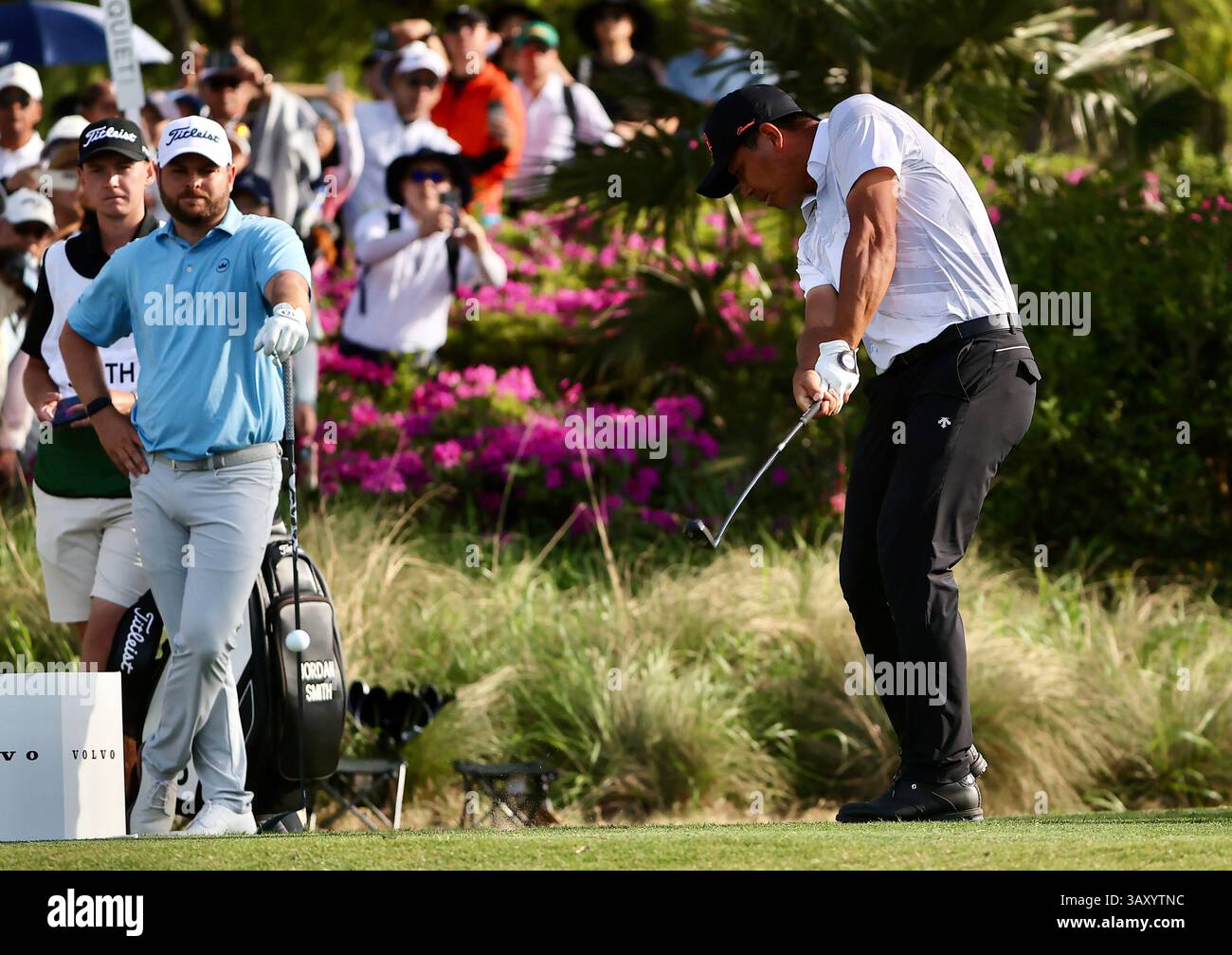 Shanghai,China.20th April 2025. Wu Ashun of China plays a shot on day ...