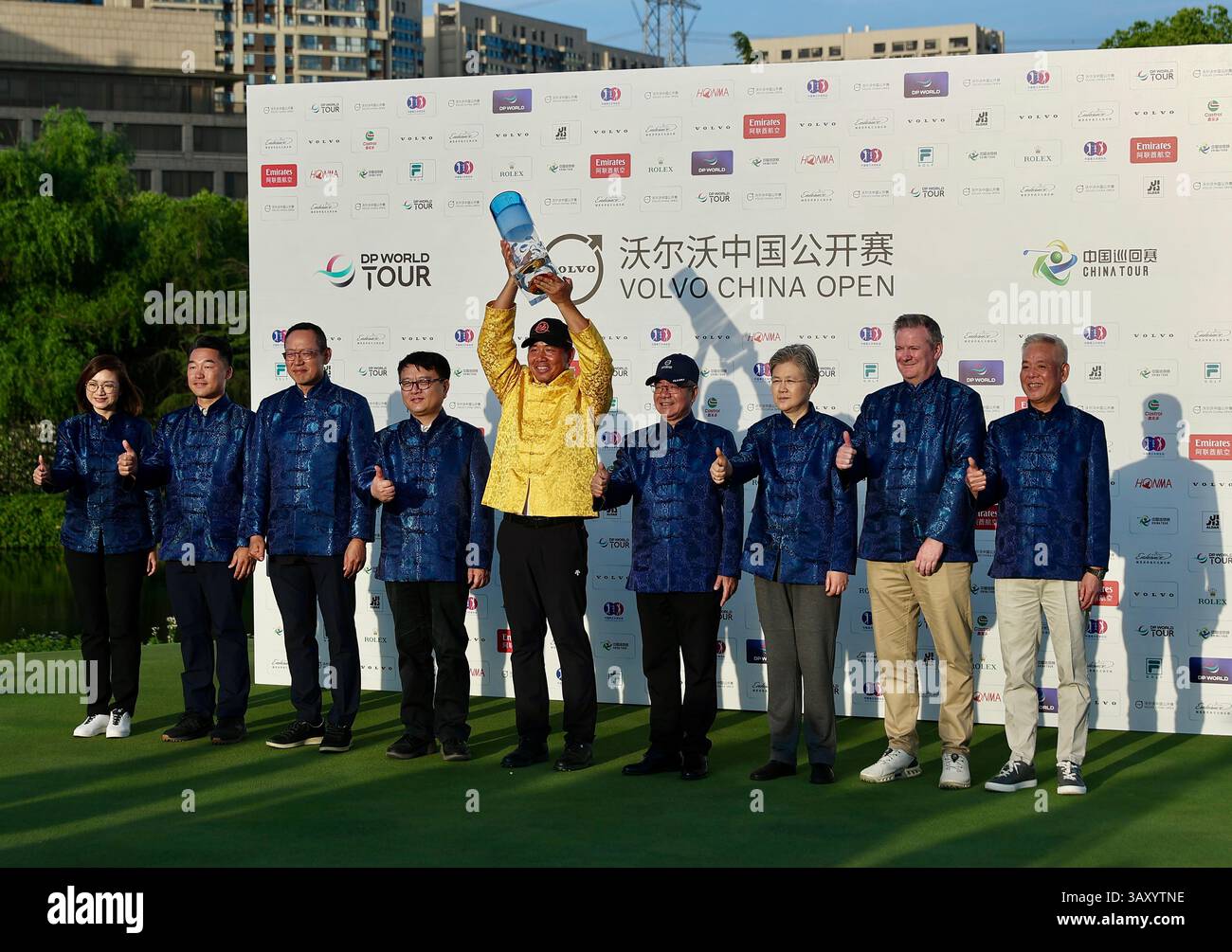 Shanghai,China.20th April 2025. Wu Ashun (L5) of China celebrates with ...
