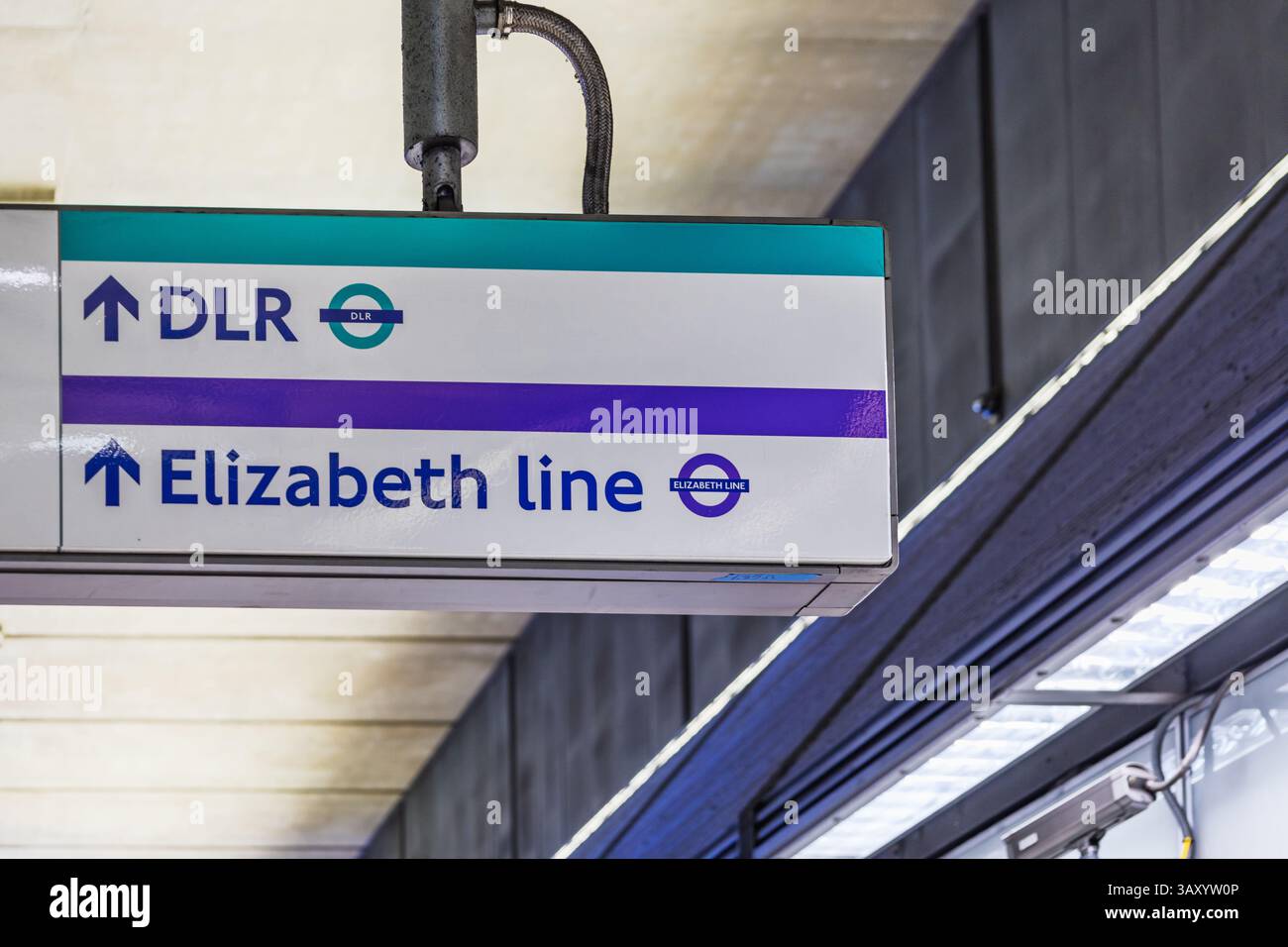 Clear dlr elizabeth line hi-res stock photography and images - Alamy