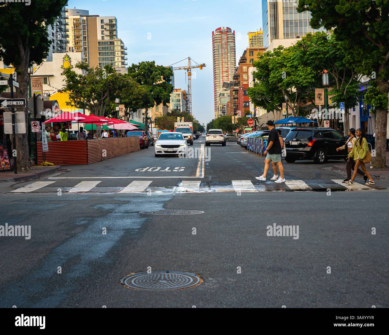 Downtown crossing area hi-res stock photography and images - Alamy