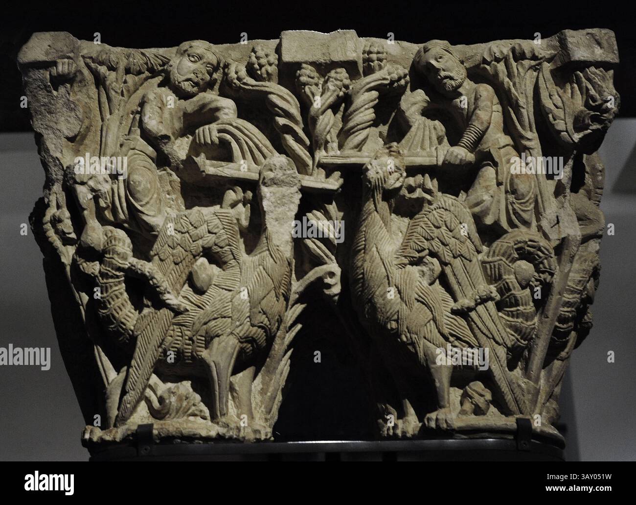 Castilian romanesque style hi-res stock photography and images - Alamy