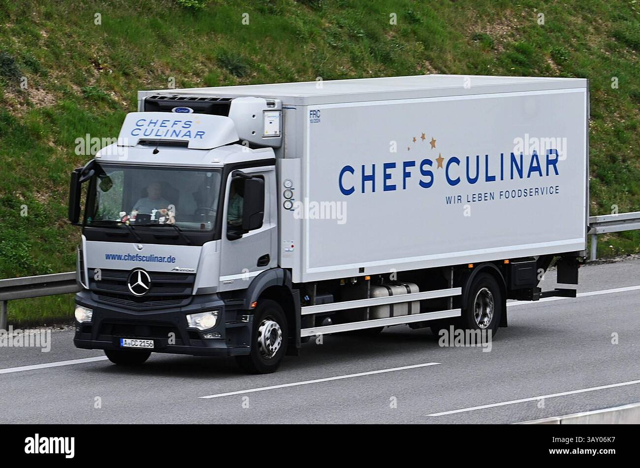 Chefs Culinar bzw Chefsculinar Foodservice - LKW, Mercedes mit Kühl ...