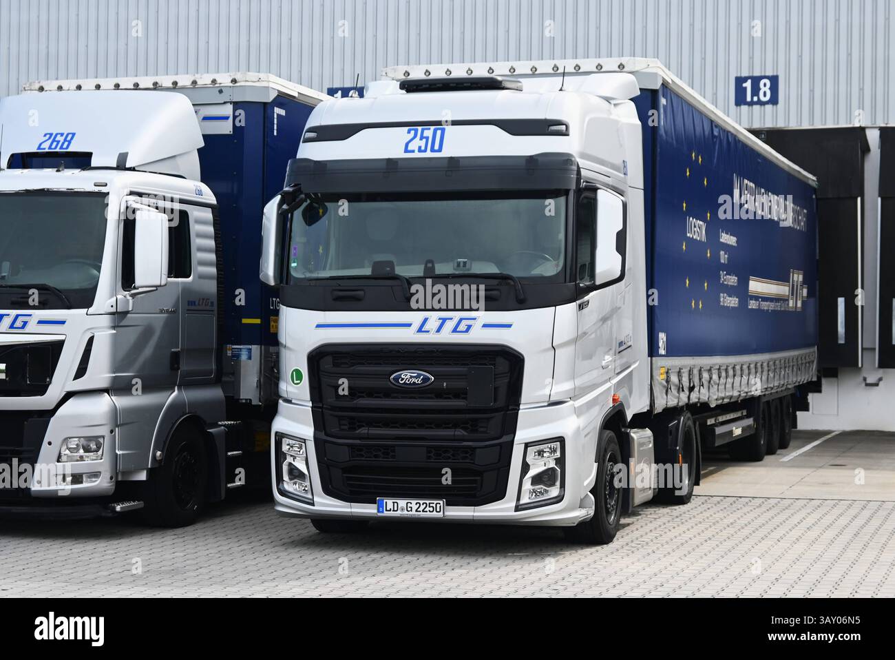 Die LTG - Landauer Transportgesellschaft Doll KG in Regensburg, ist ...