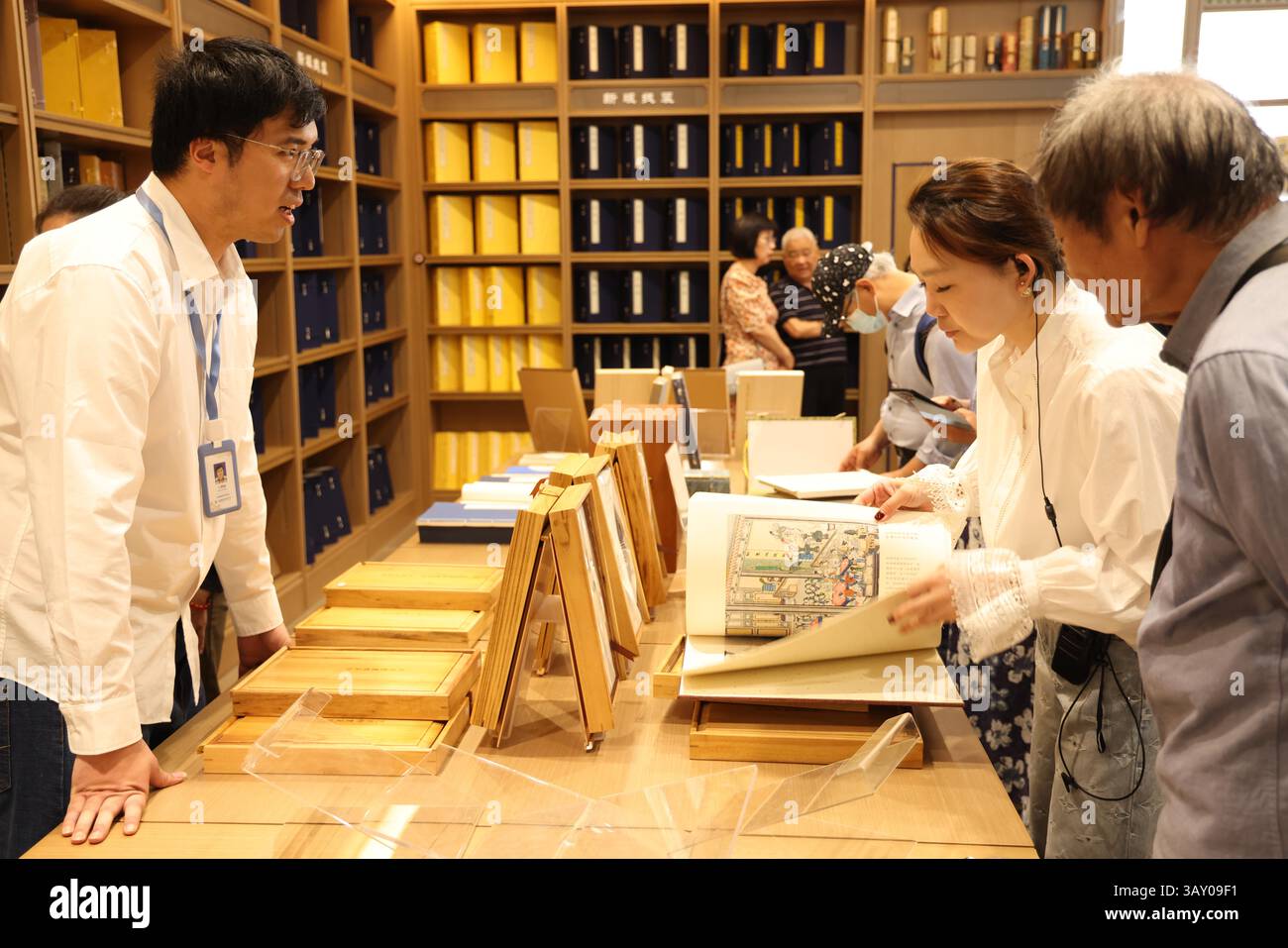 The Shanghai Ancient Books Bookstore reopens in Shanghai, China, 19 ...
