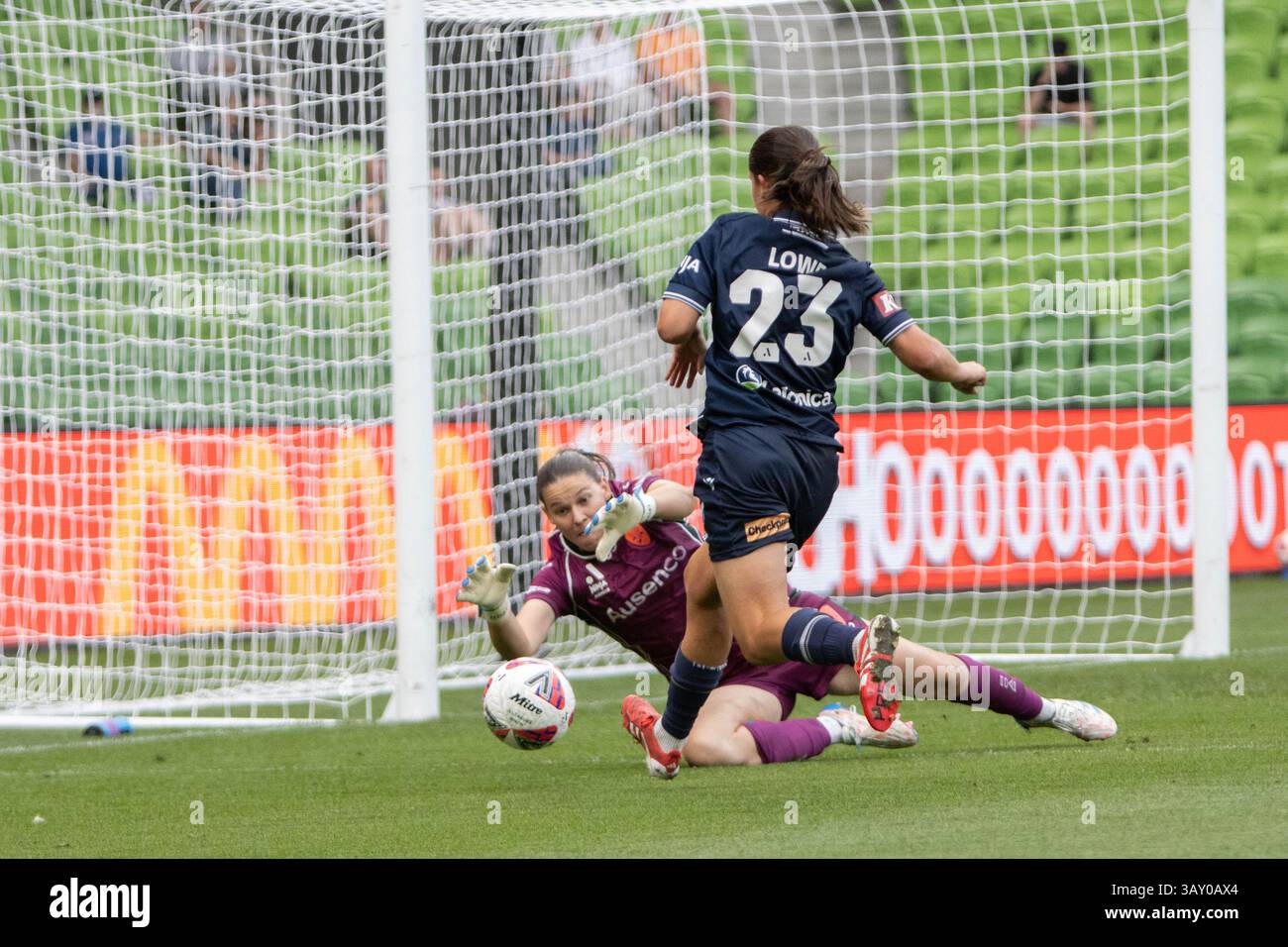 Melbourne, Australia, April 19th 2025 Rachel Lowe (23 Melbourne Victory ...
