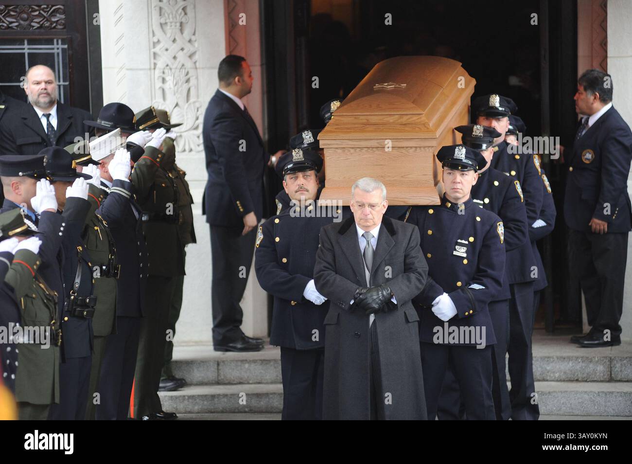 Casket new york police hi-res stock photography and images - Alamy