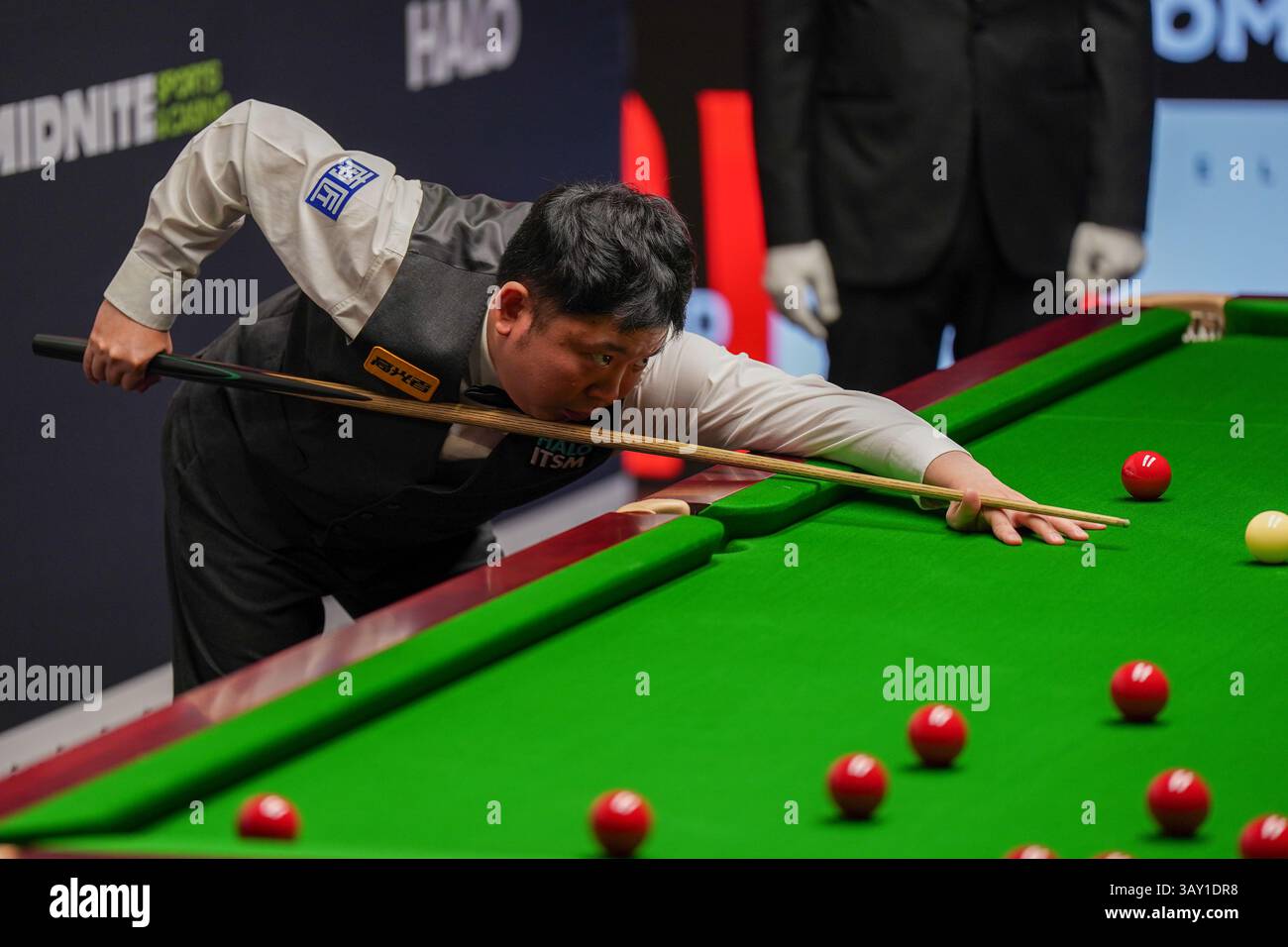 Sheffield, UK. 22nd Apr, 2025. Zhang Anda during the 2025 Halo World ...