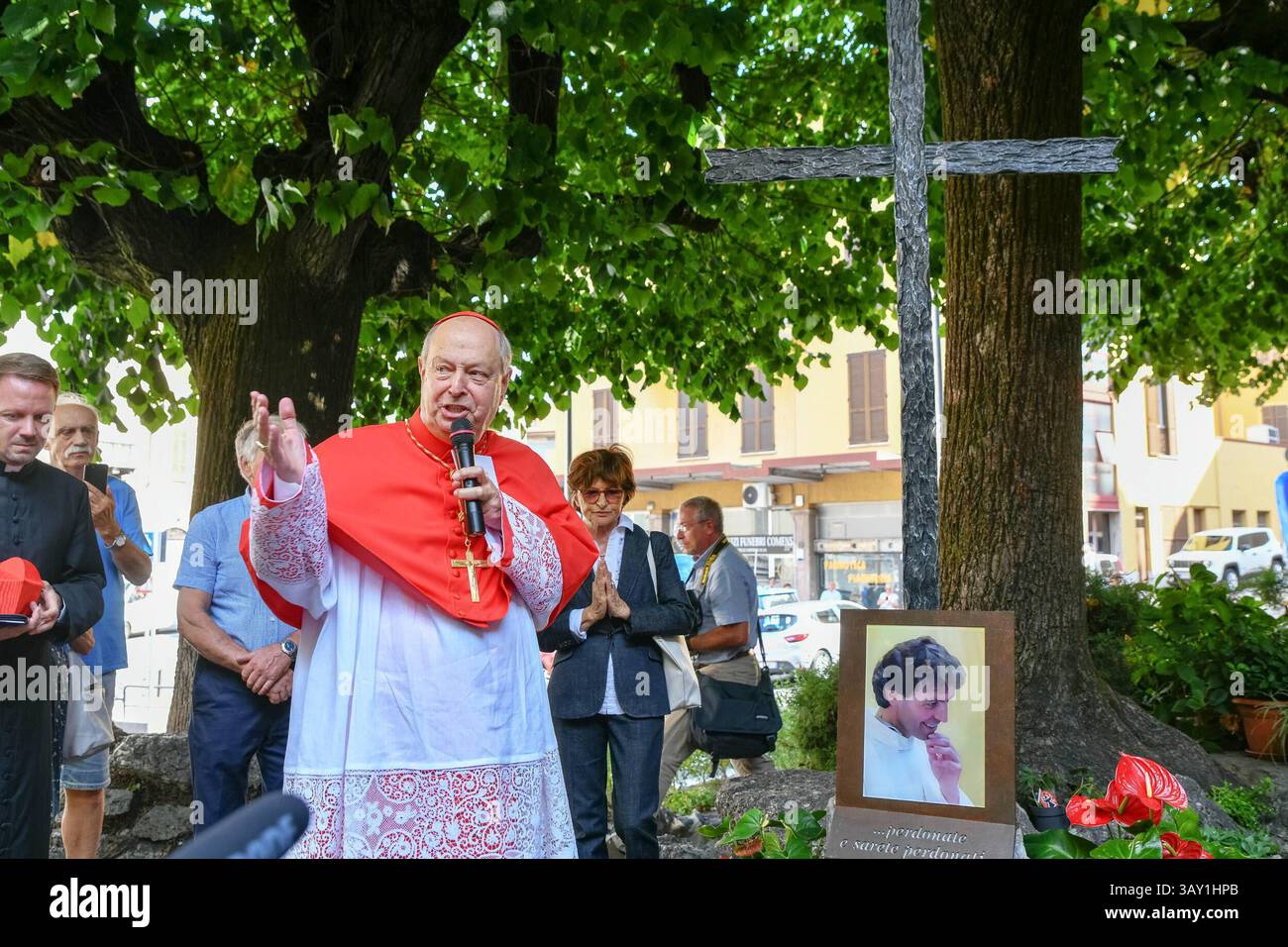 How, Italy. 22nd Apr, 2025. Como - Como the new cardinal Oscar Cantoni ...