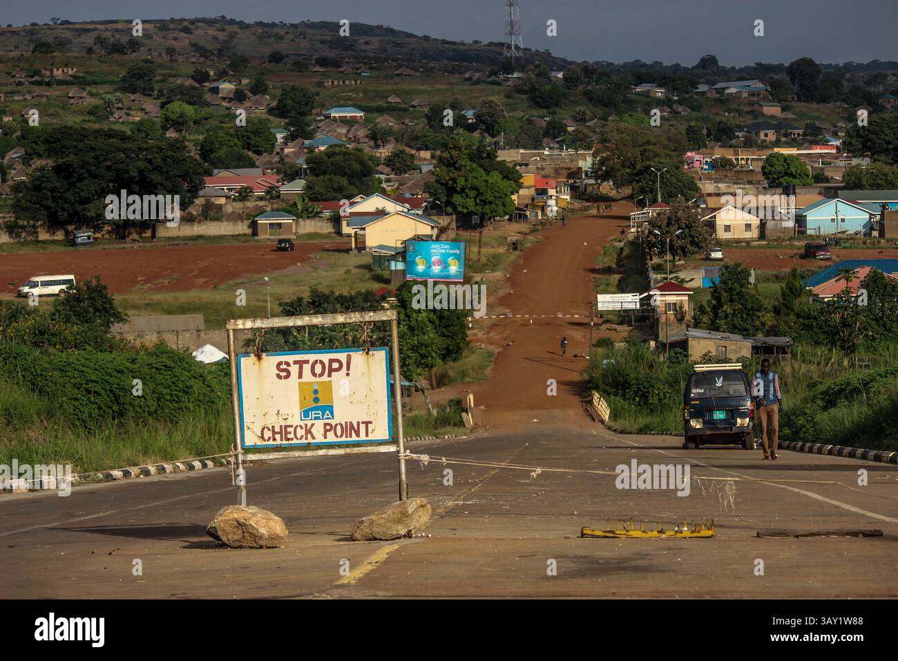 Sudanese soldiers in uganda hi-res stock photography and images - Alamy