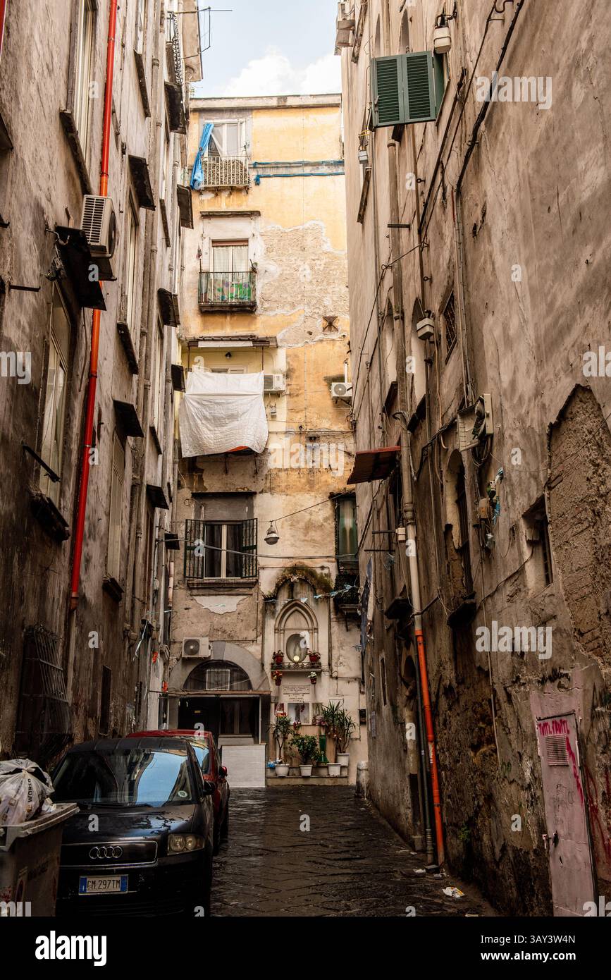 Scooter pedestrian on naples street hi-res stock photography and images ...