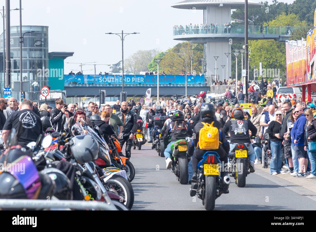 Southend Shakedown motorcycle rally along the seafront of Southend on ...