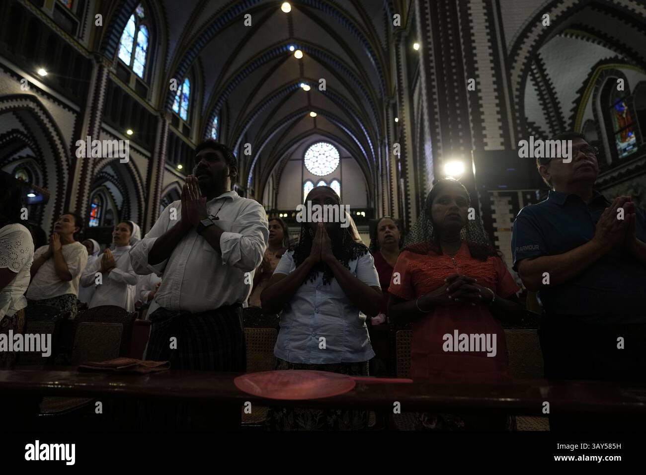 Myanmar Christians attend a prayer for Pope Francis at St. Mary ...