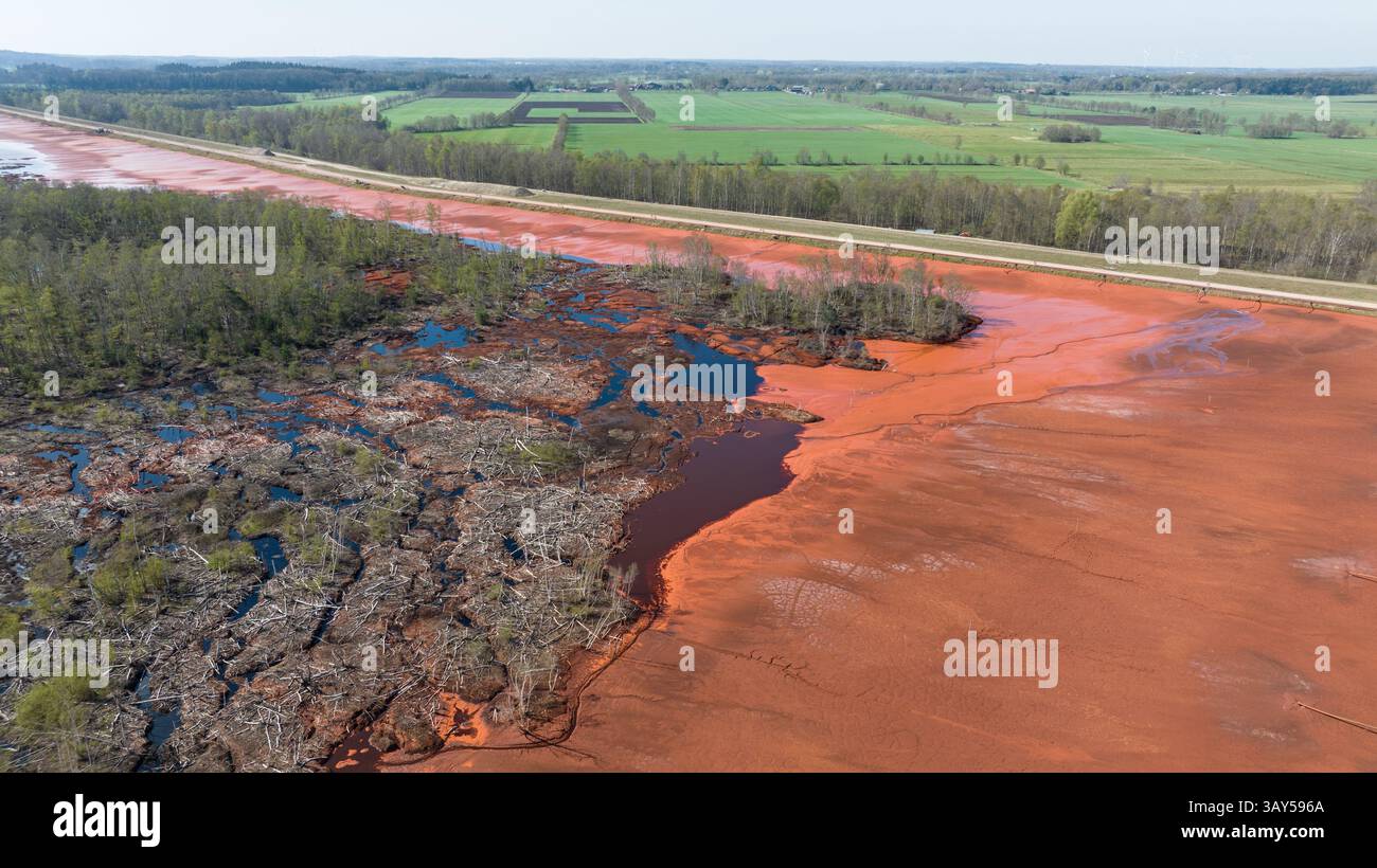 Red mud tailings lake from hi-res stock photography and images - Alamy