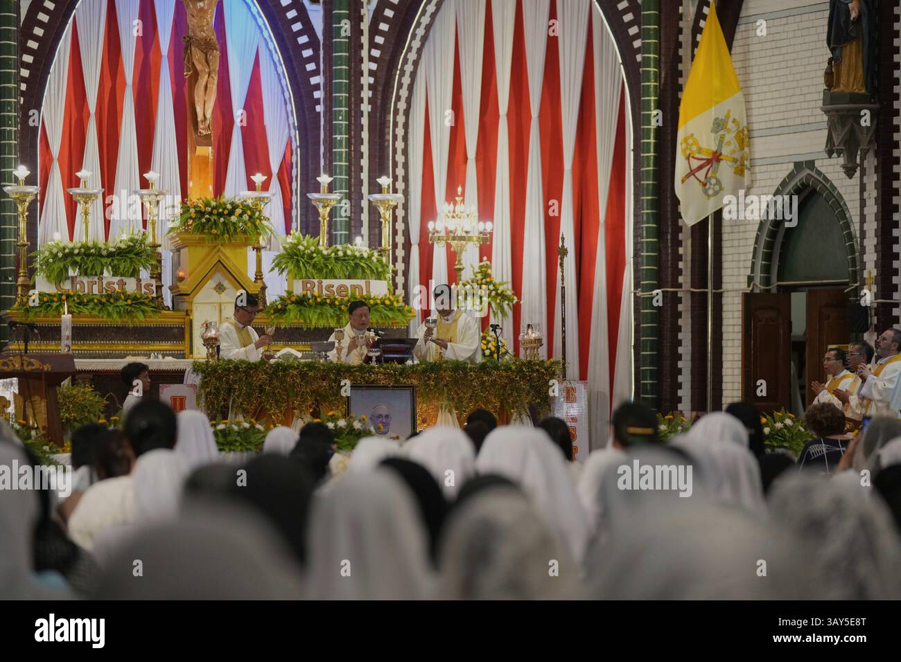 Myanmar Christians attend a prayer for Pope Francis at St. Mary ...