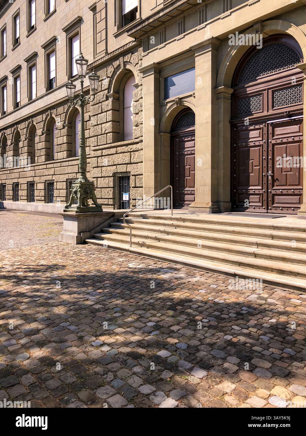 Entrance eth zurich university hi-res stock photography and images - Alamy