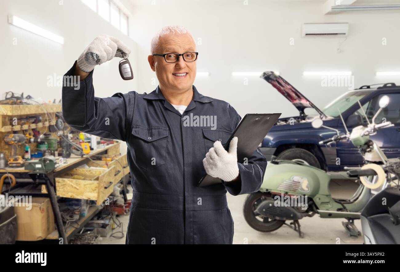 Mechanic station hi-res stock photography and images - Alamy