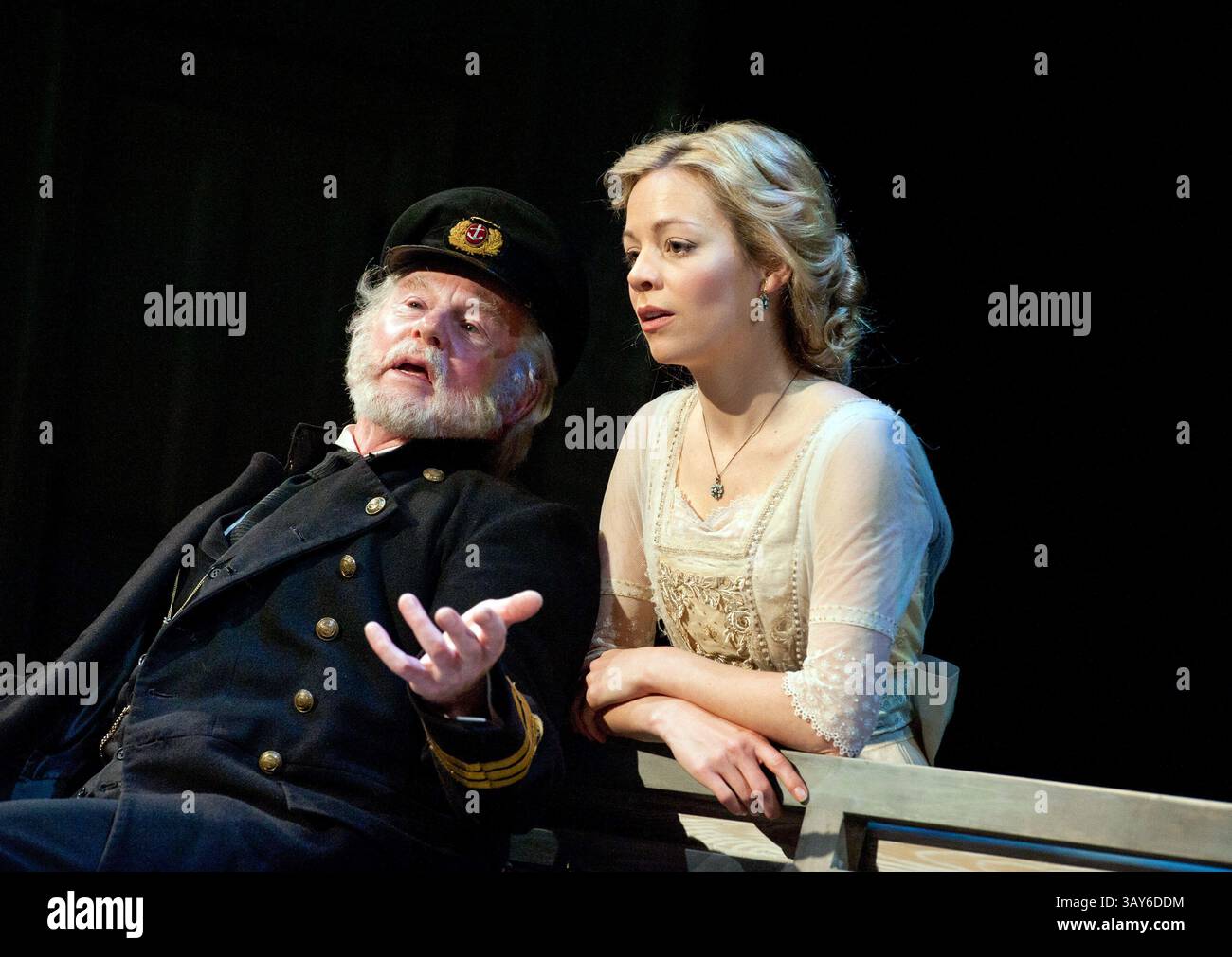 Derek Jacobi (Captain Shotover), Fiona Button (Ellie Dunn) in ...