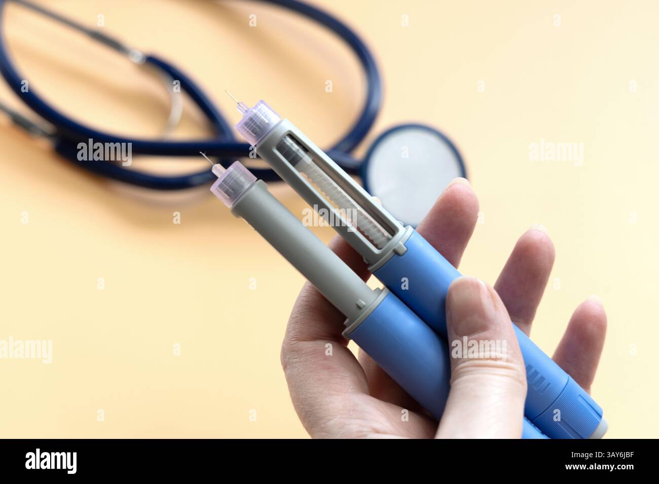 Blue Insulin injection pen for diabetics and weight loss. High quality ...