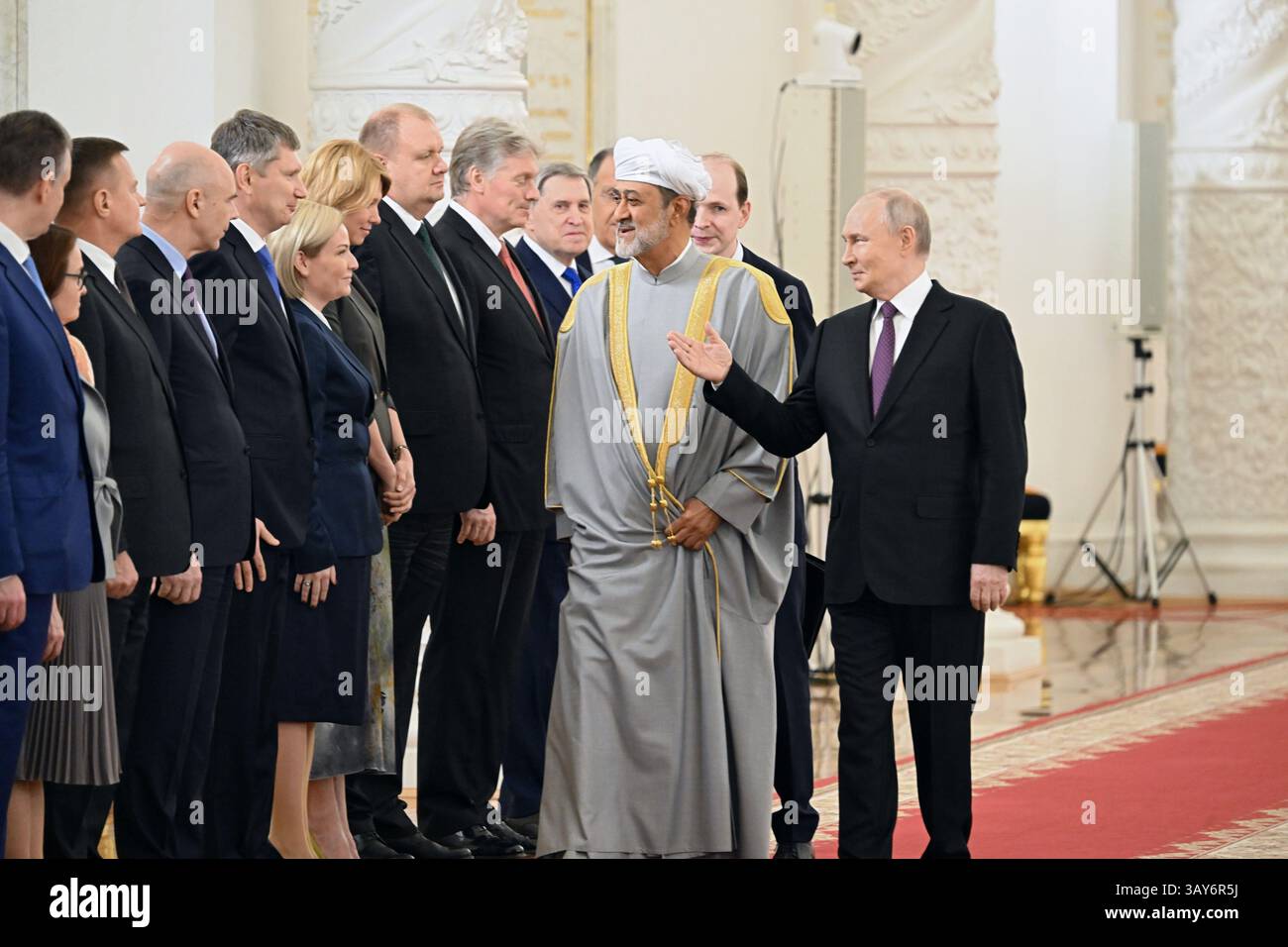 Russian President Vladimir Putin (right) and Sultan of Oman Haytham bin ...