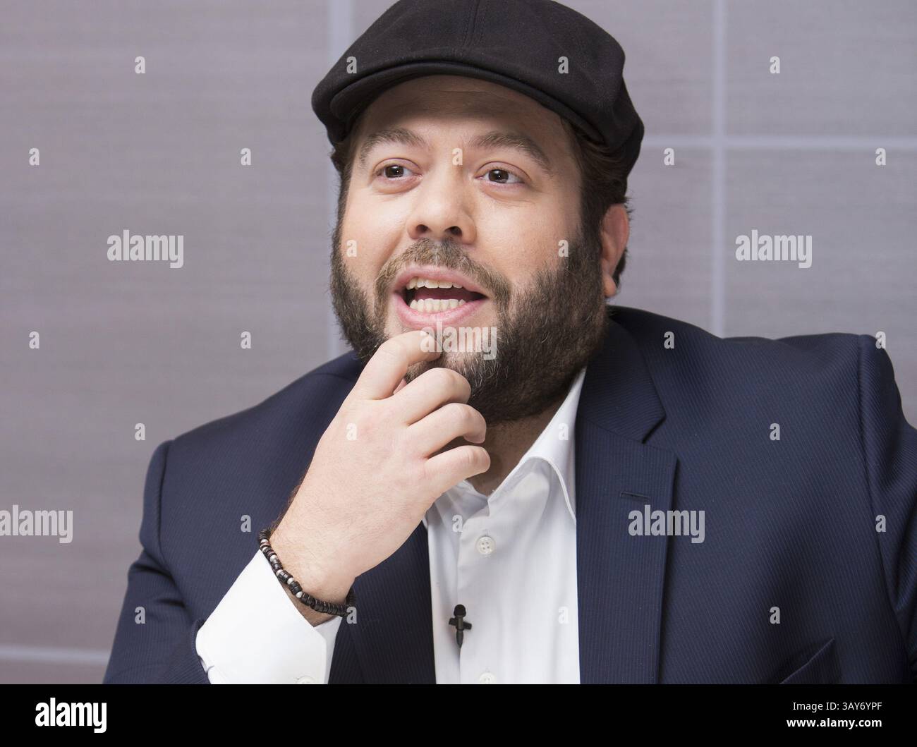 Playwright new york desk hi-res stock photography and images - Alamy