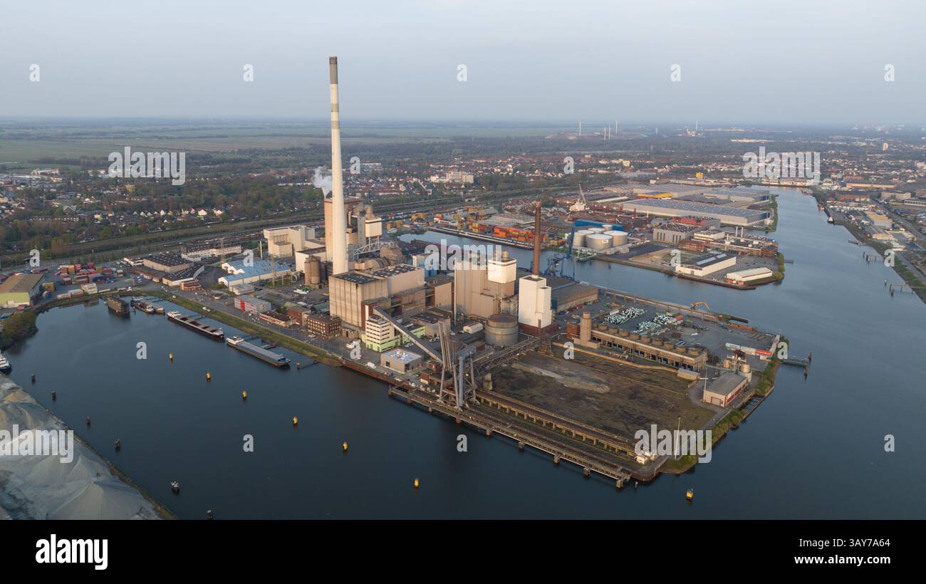port of Bremen, germany, large industrial port, industrial site ...