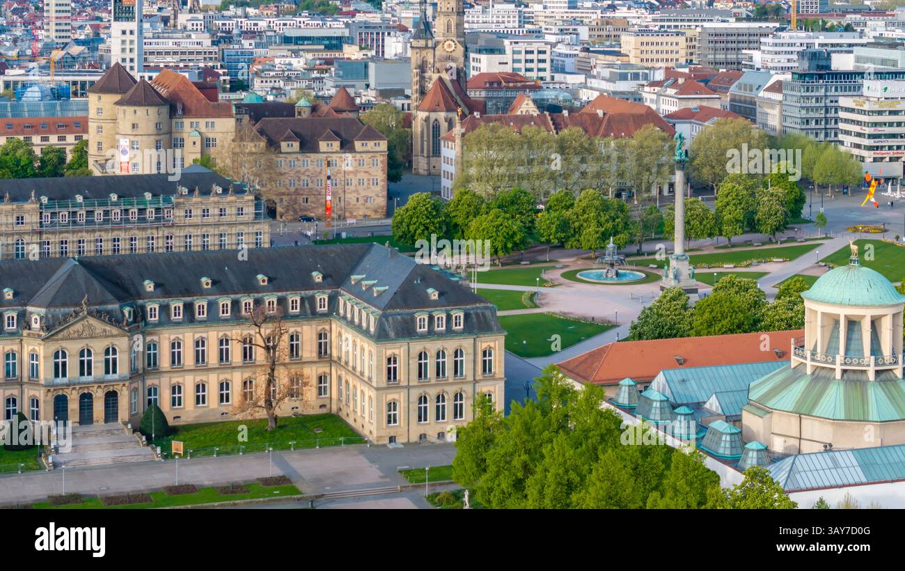 Stadtansicht von Stuttgart. Luftaufnahme. Innenstadt mit Neues Schloss ...