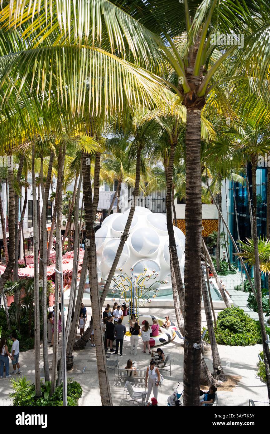 Design District in South Miami - Buckminster Fuller's Fly's Eye Dome ...