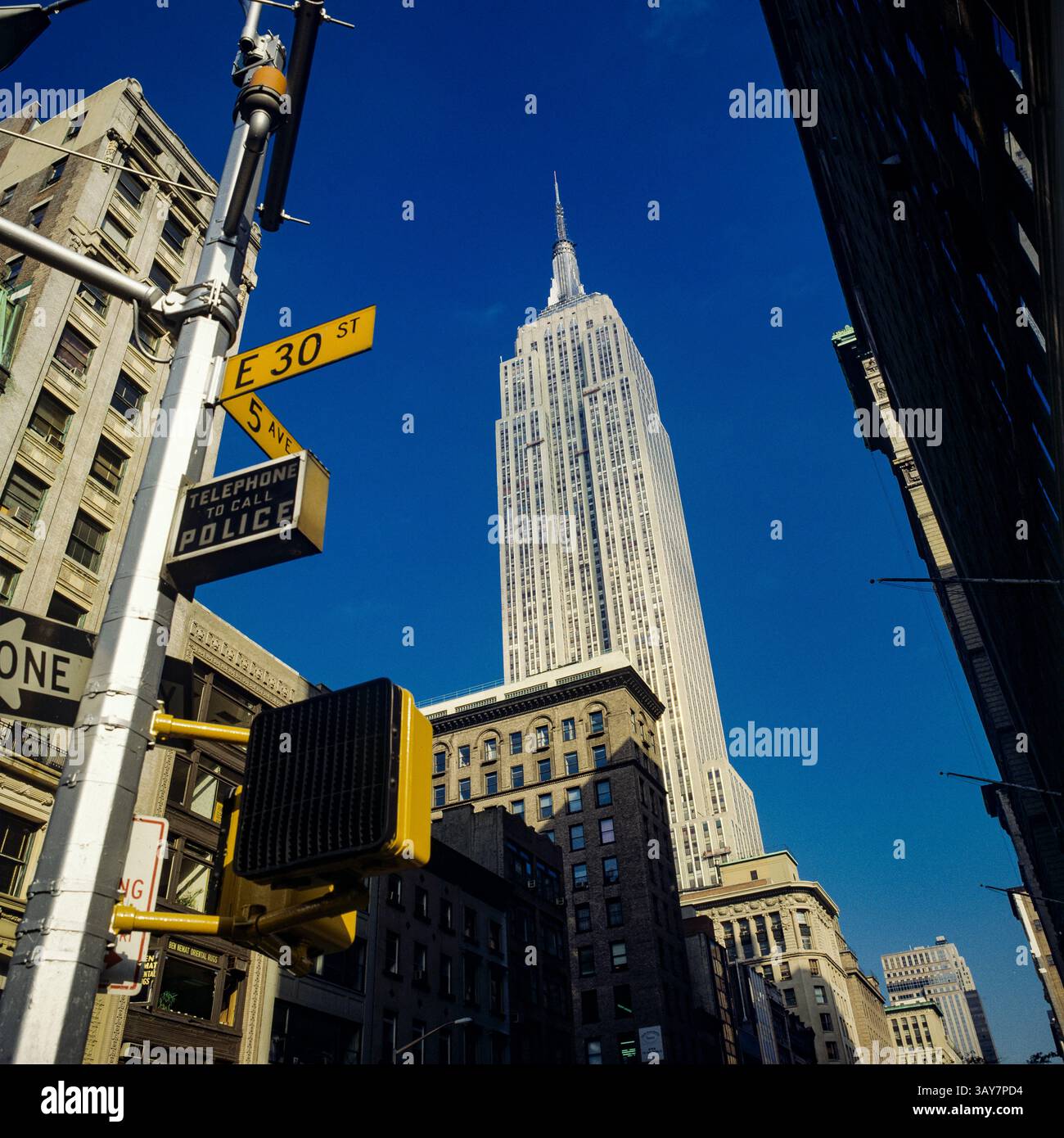 New York, vintage 1990s, Empire State building, skyscraper, E 30th ...