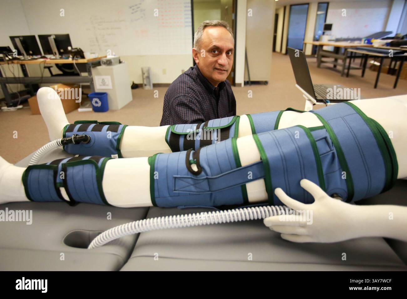 Ecp machine hi-res stock photography and images - Alamy
