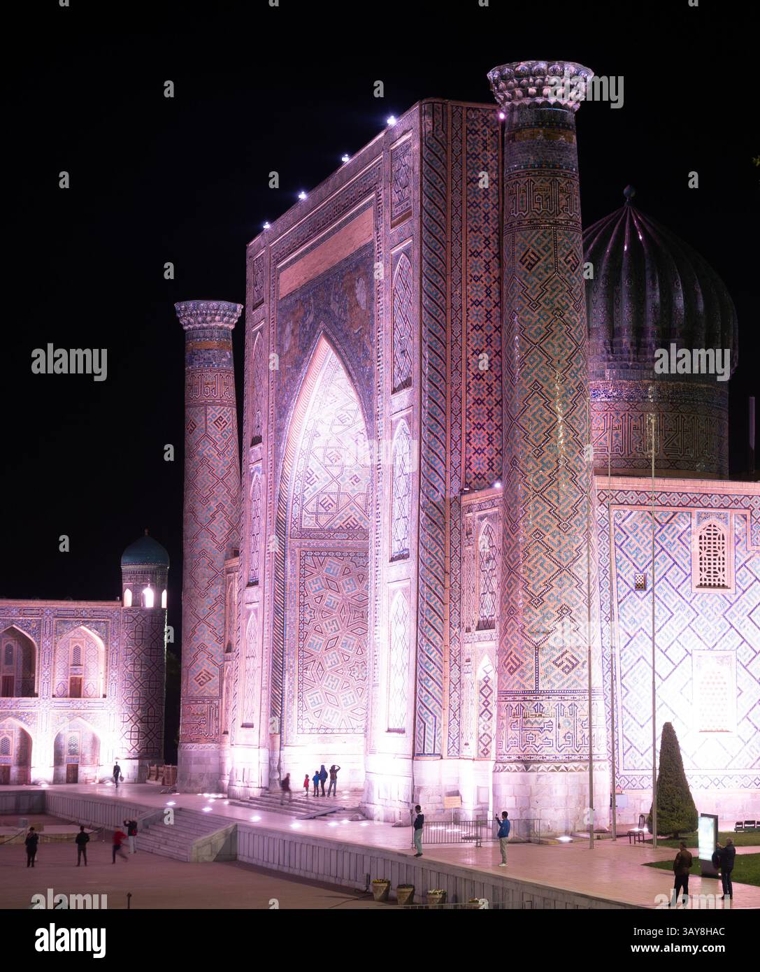 The Sher Dor Madrassa at Registan Square in Samarkand, Uzbekistan ...
