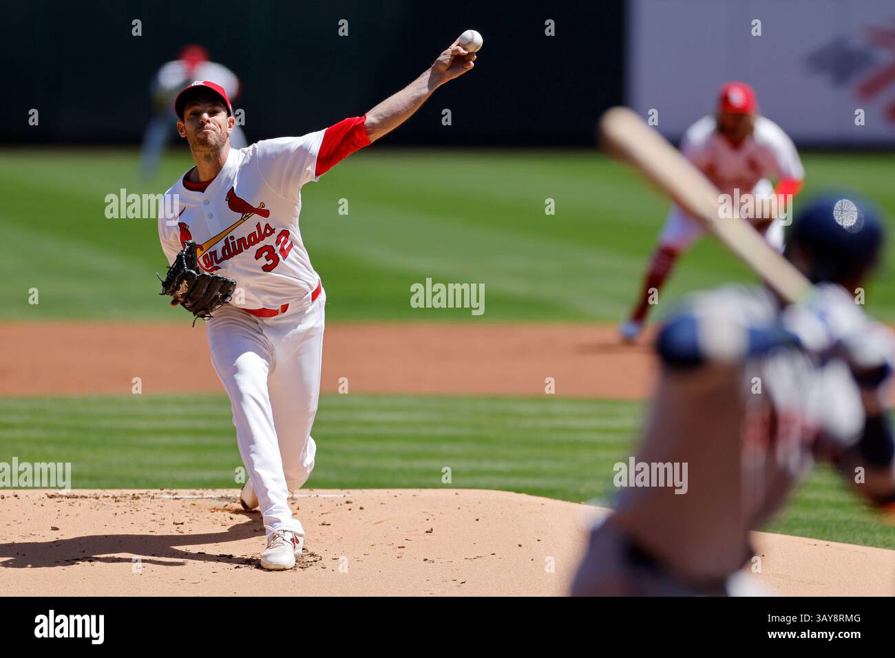 ST. LOUIS, MO - APRIL 16: St. Louis Cardinals pitcher Steven Matz (32 ...