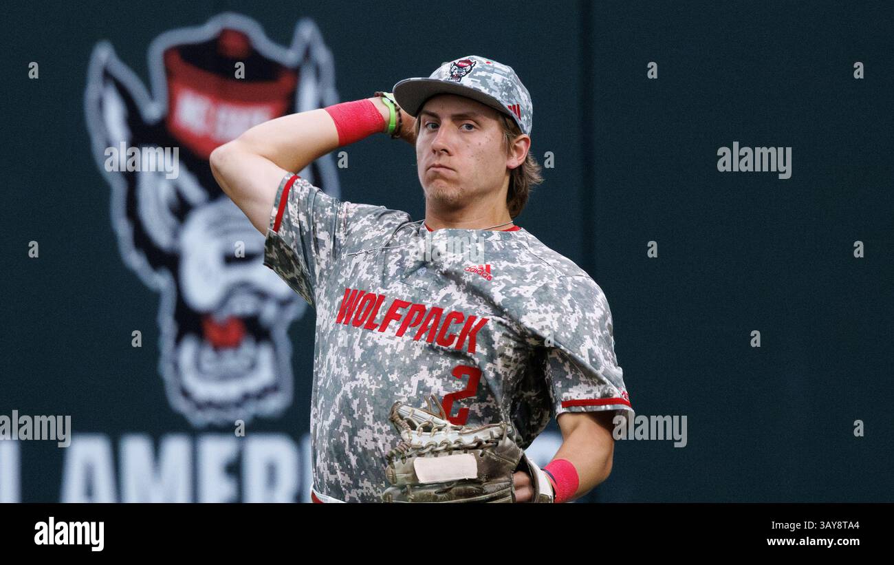 North Carolina State's Brayden Fraasman (2) makes a throw during an ...