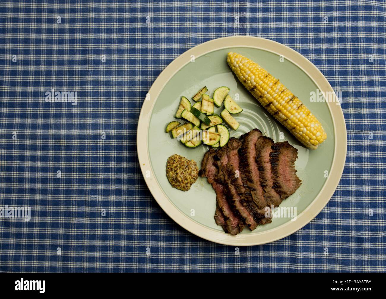 Skirt steak with horseradish hi-res stock photography and images - Alamy
