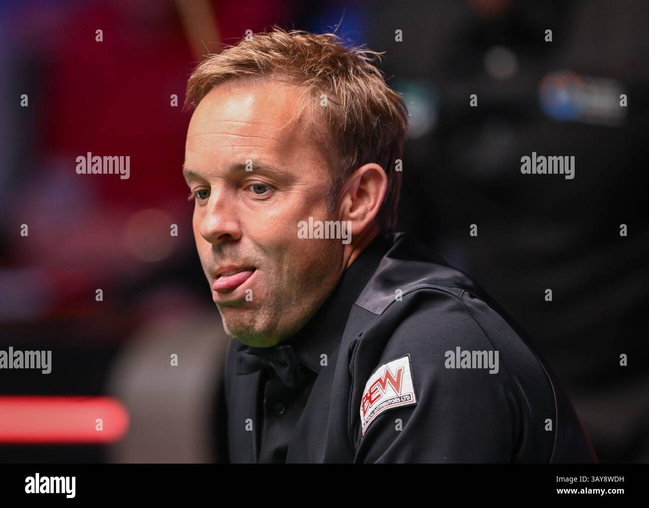 Sheffield, UK. 22nd Apr, 2025. Ali Carter reacts during his Round 1 ...